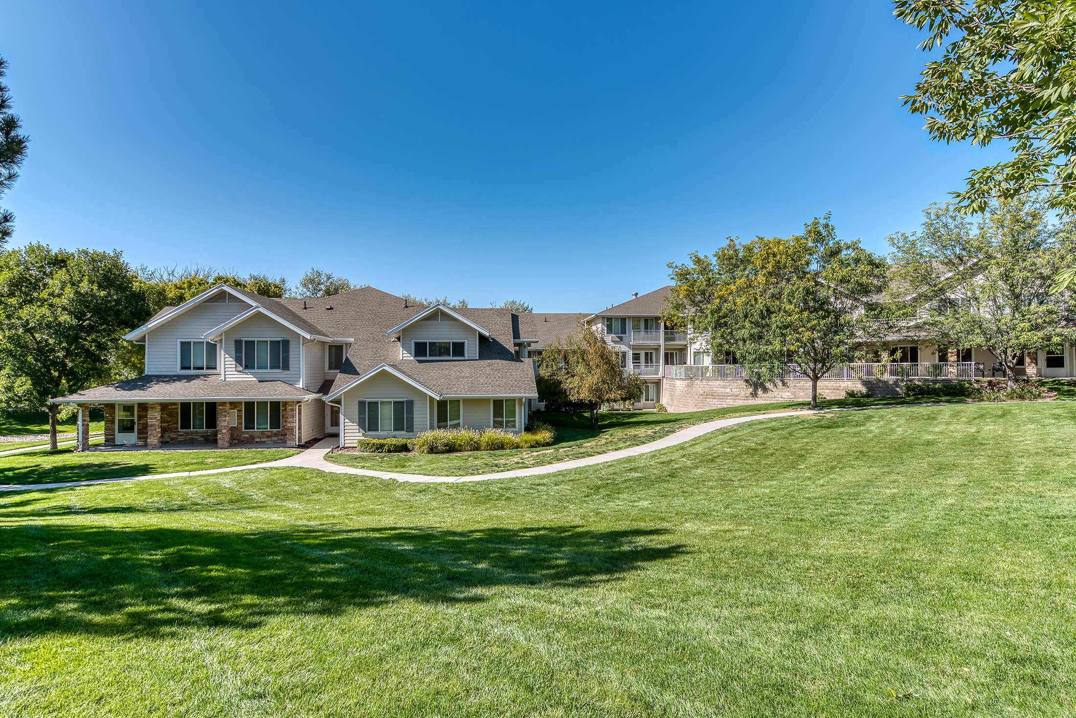 Gallery Community - Solstice Senior Living at Sandy